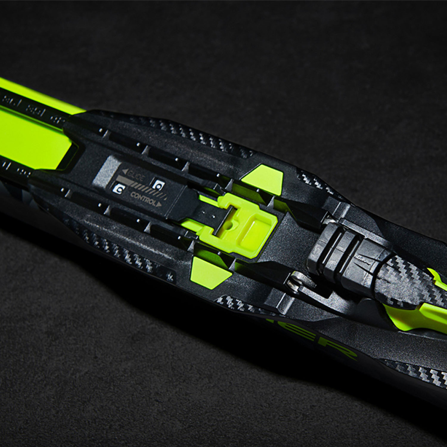 Беговые лыжи FISCHER Speedmax Helium Skate Plus Medium P5-0 – купить по ...